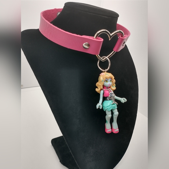 monster high | Jewelry | Lagoona Blue Monster High Collar Choker ...